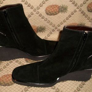 Armando Pollini Italy | Shoes | Nwot Armando Pollini Design Black Suede ...